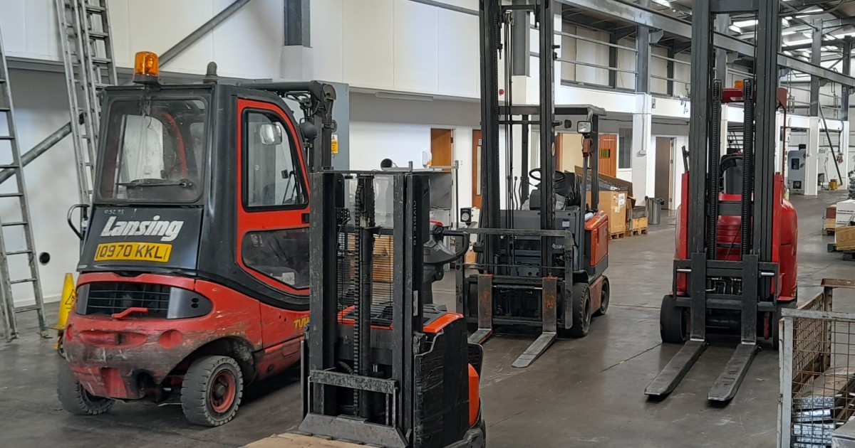 Forklift Trucks & Motor Vehicles to include; BT Vector VCE150A NVA, VW ...